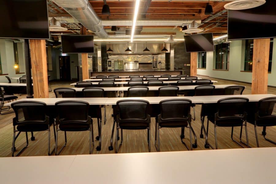 Boelter Contract Design Showroom - Chicago Retail Construction